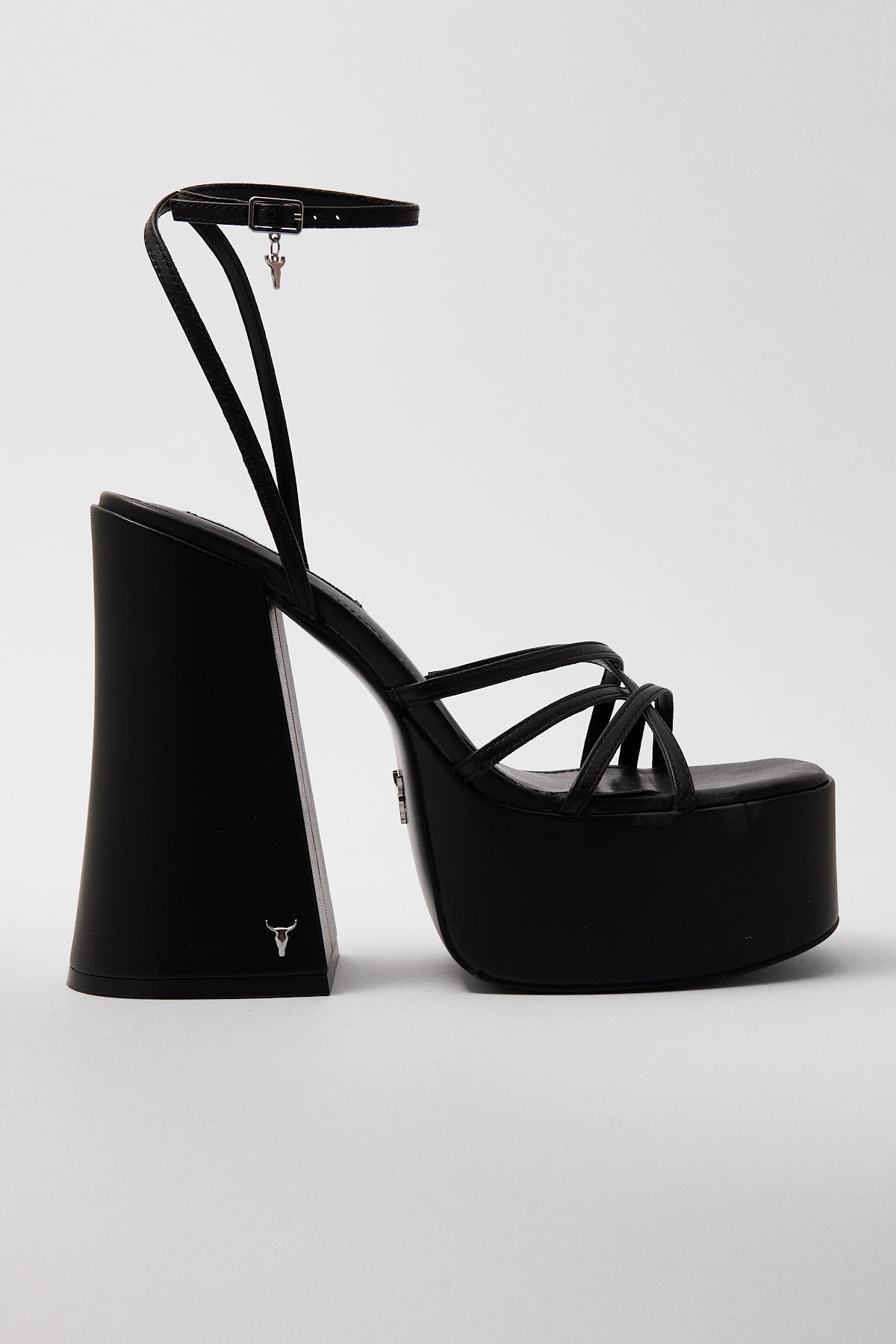 Windsor Smith Shoes – Universal Store