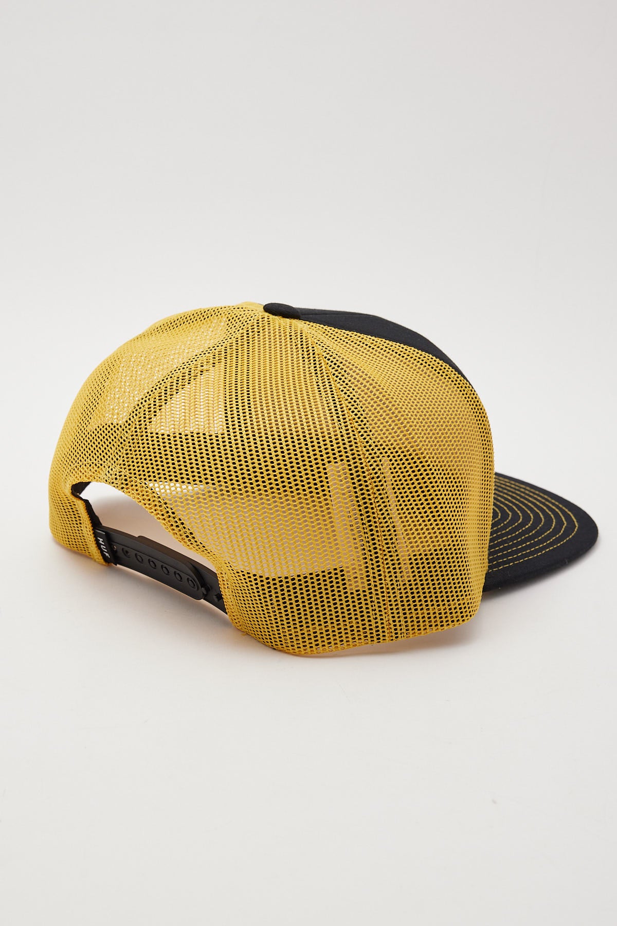 Men's Trucker Caps – Universal Store