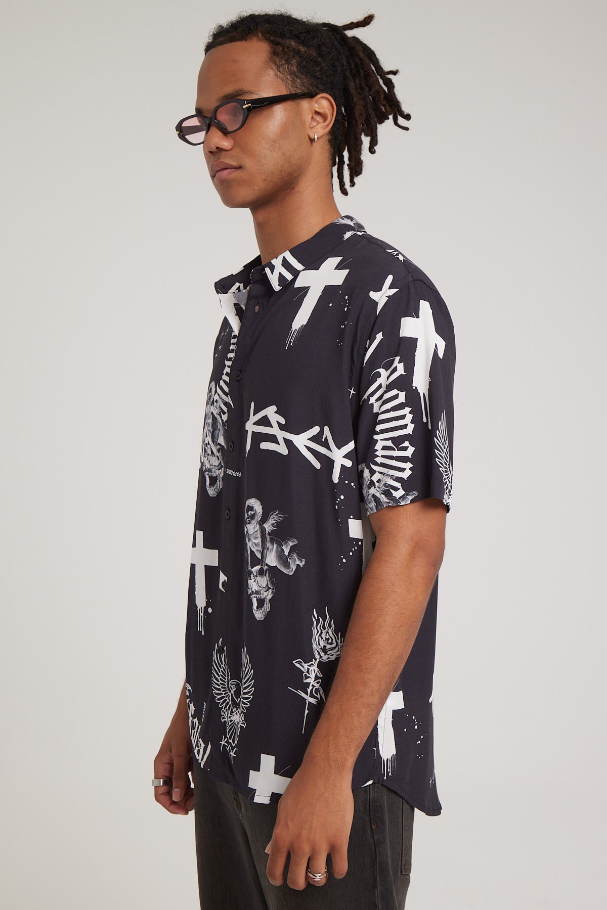 Kiss Chacey – Universal Store