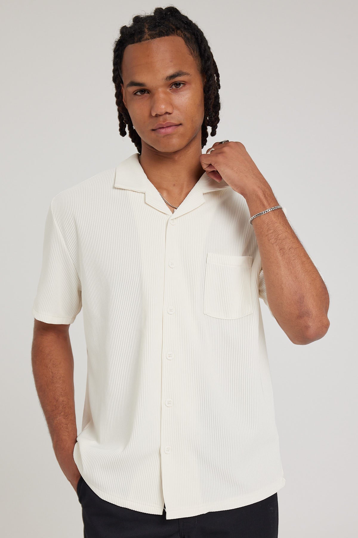 Common Need Brooklyn Pleated Shirt White – Universal Store