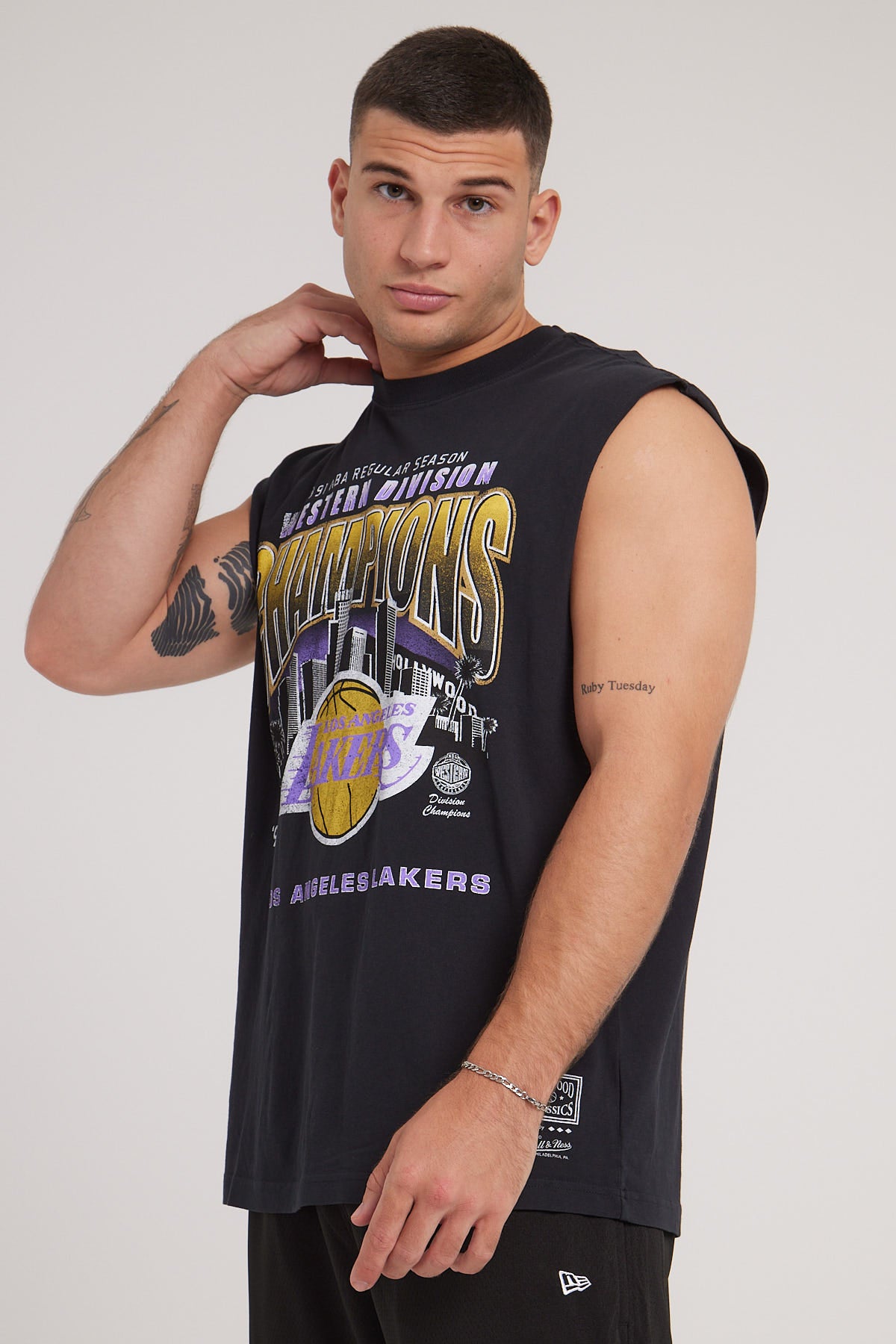 Men's Sale Singlets & Muscle Tanks – Universal Store