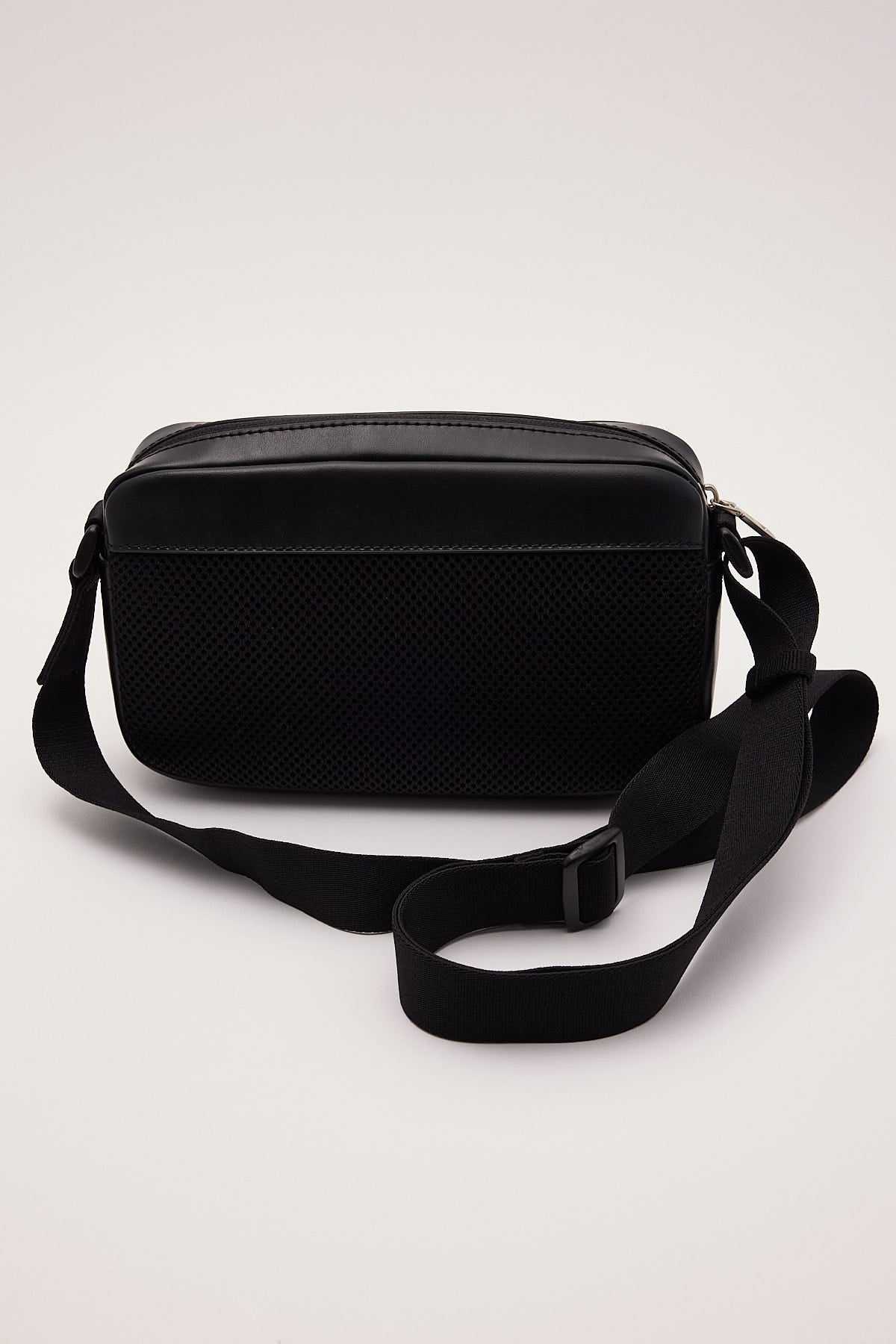 Calvin Klein | Men's Clothing & Accessories – Universal Store