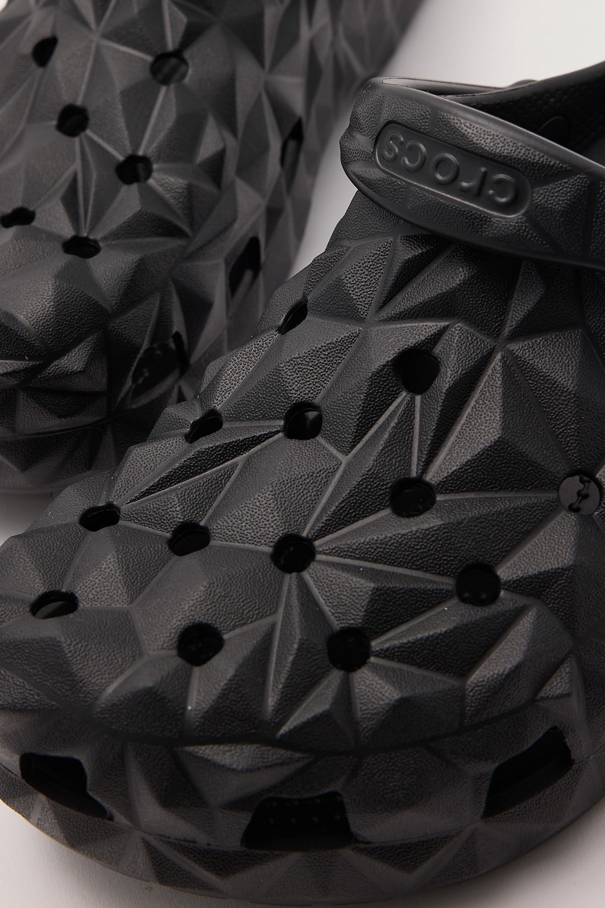 Men's Shoes | Sneakers, Boots, Sandals, Crocs – Universal Store