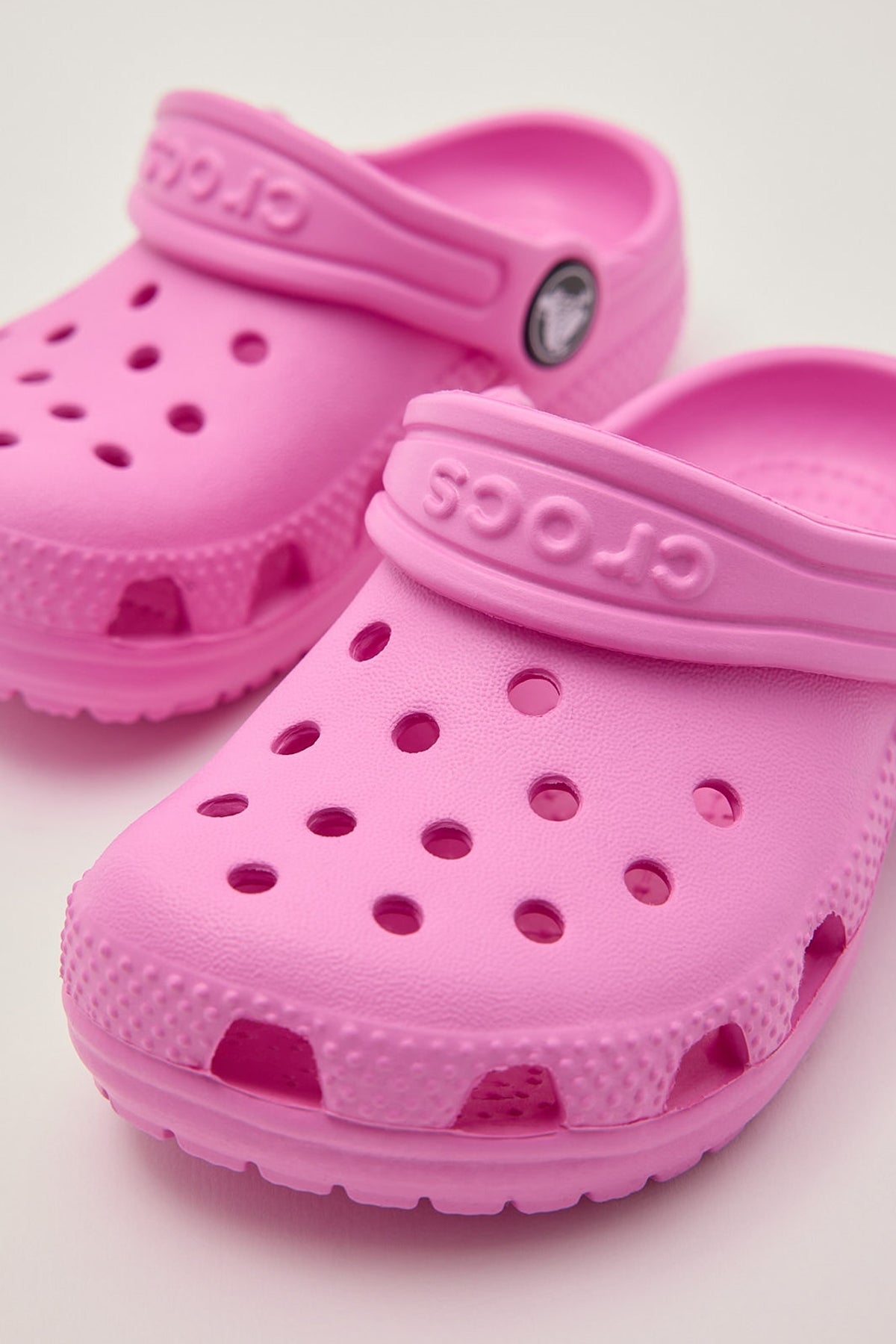 Shop For Men's Crocs – Universal Store