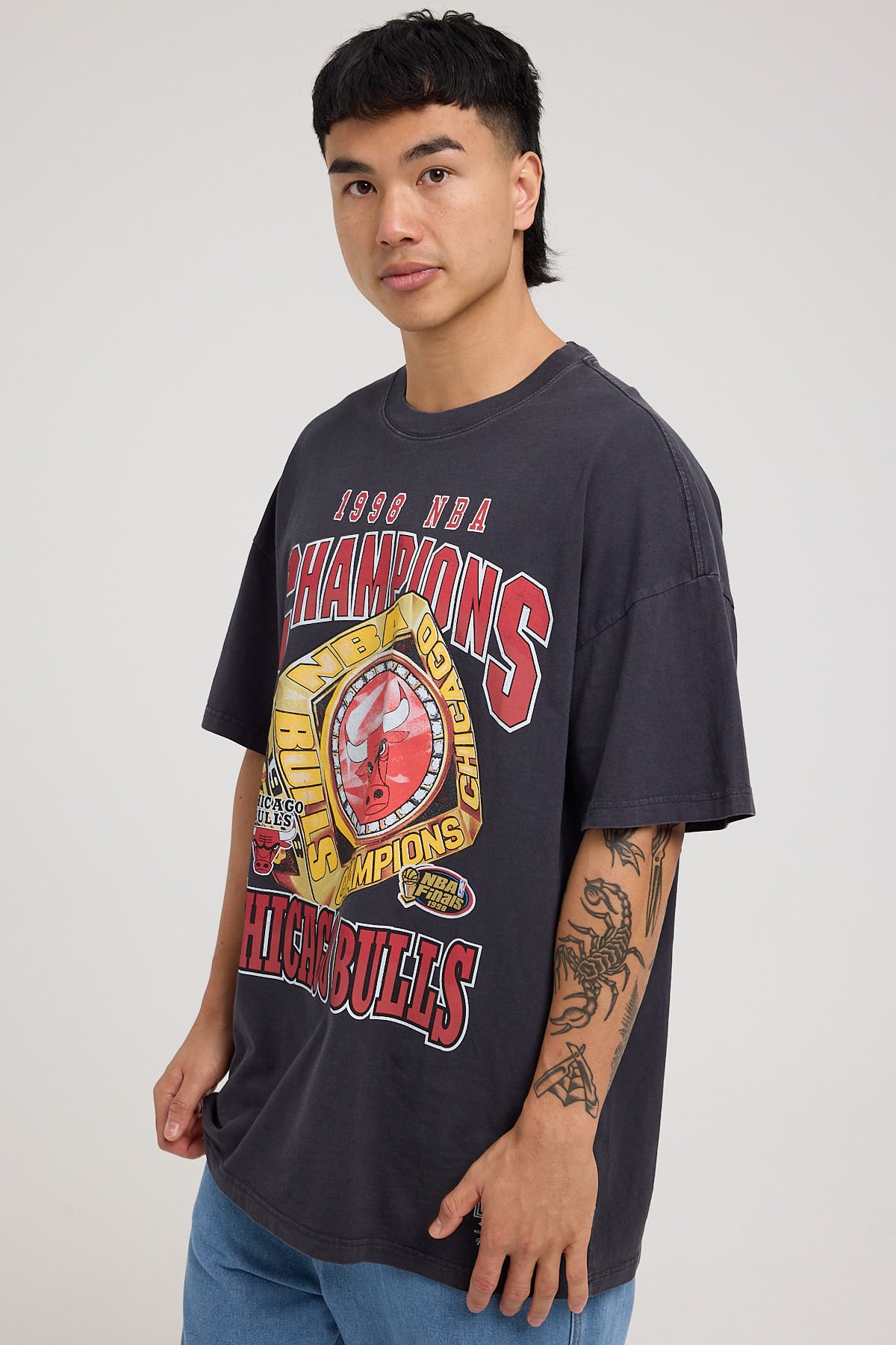 Mitchell & Ness – Universal Store