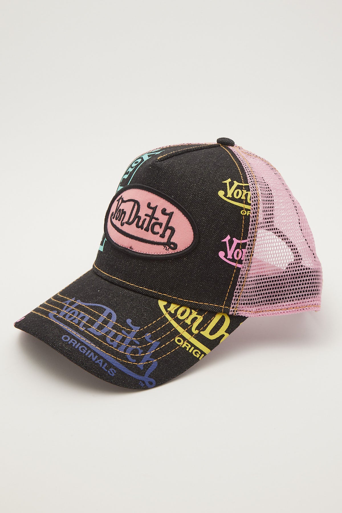 Von Dutch – Universal Store