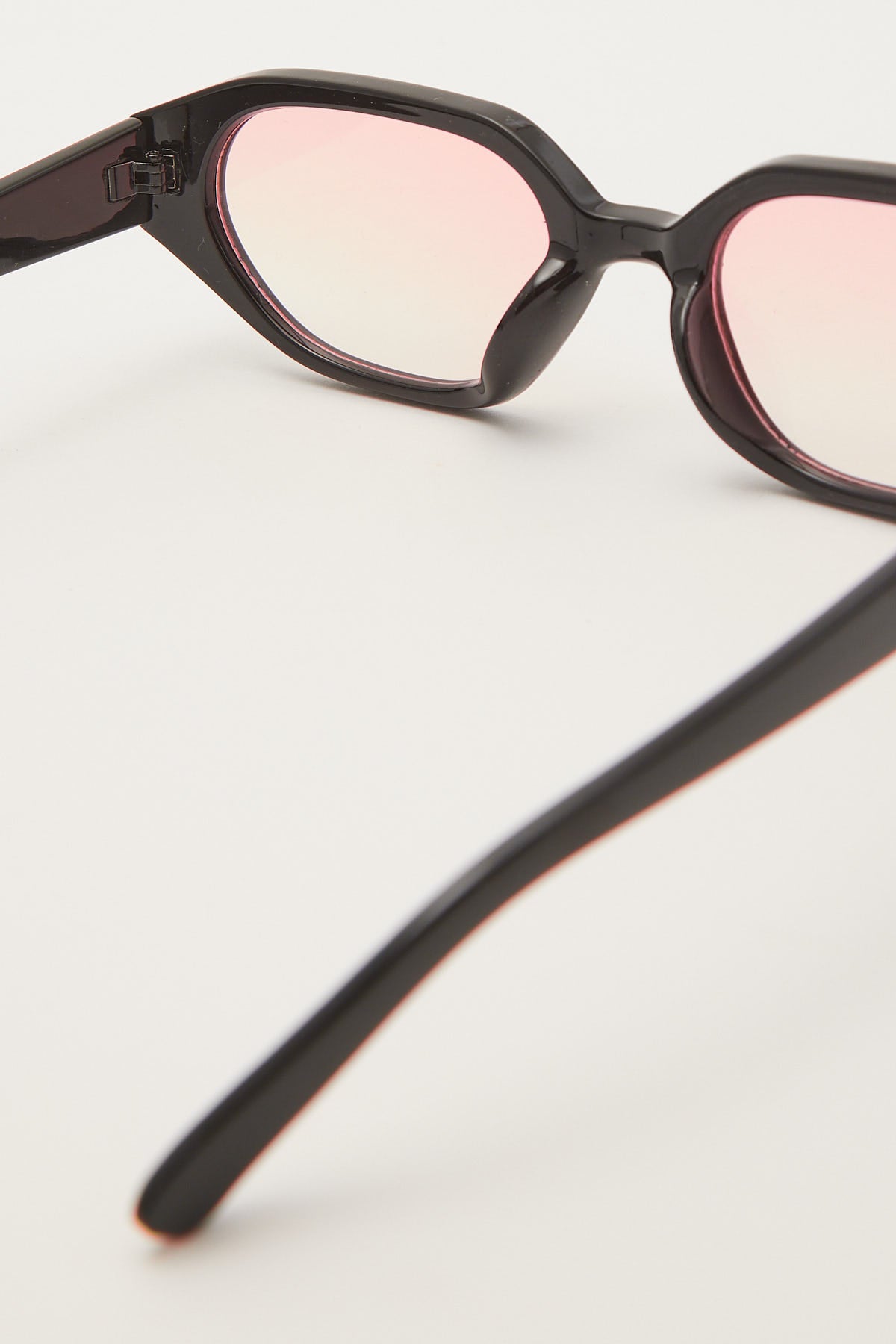 Unity Eyewear – Universal Store