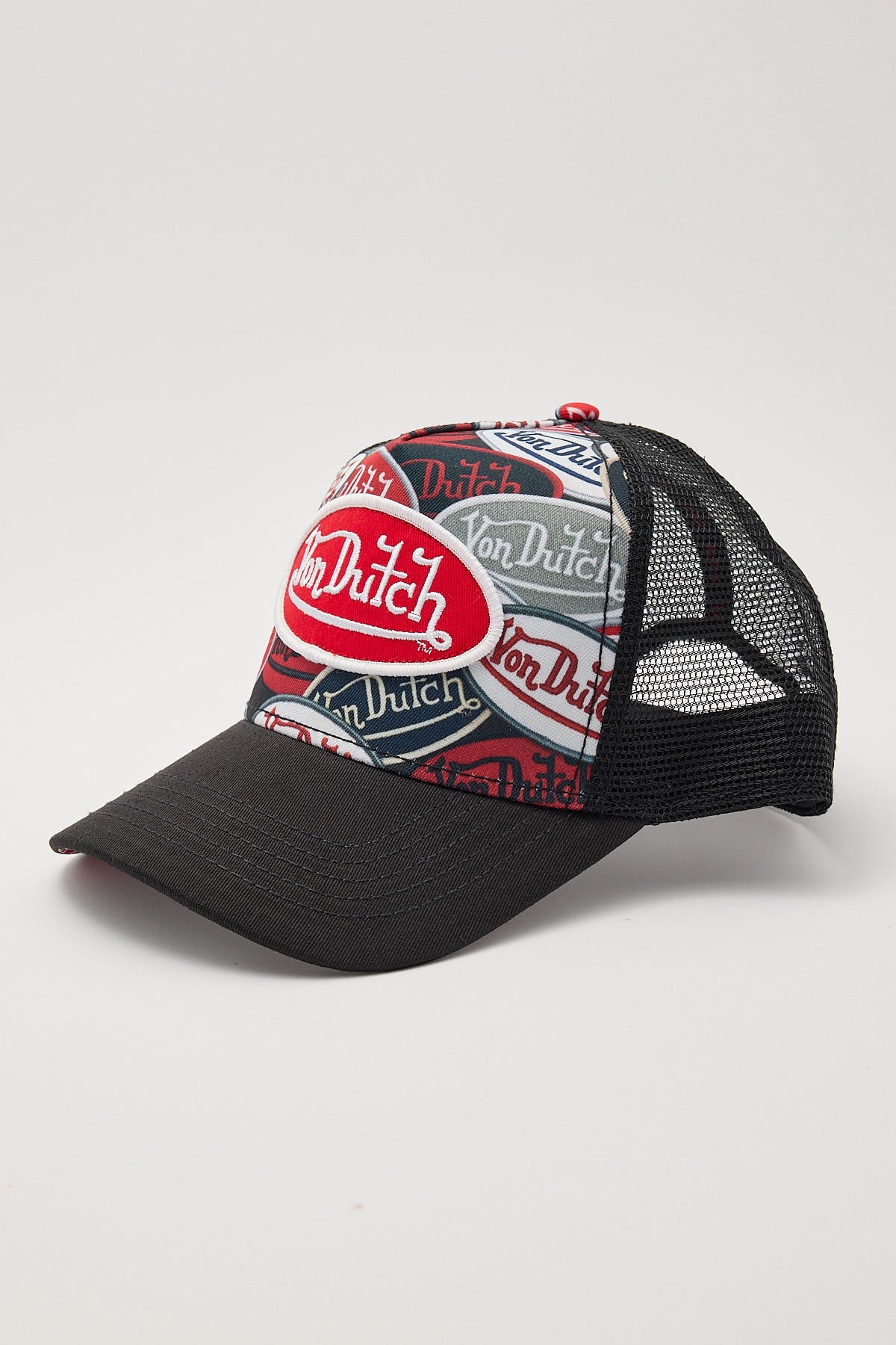 Von Dutch – Universal Store