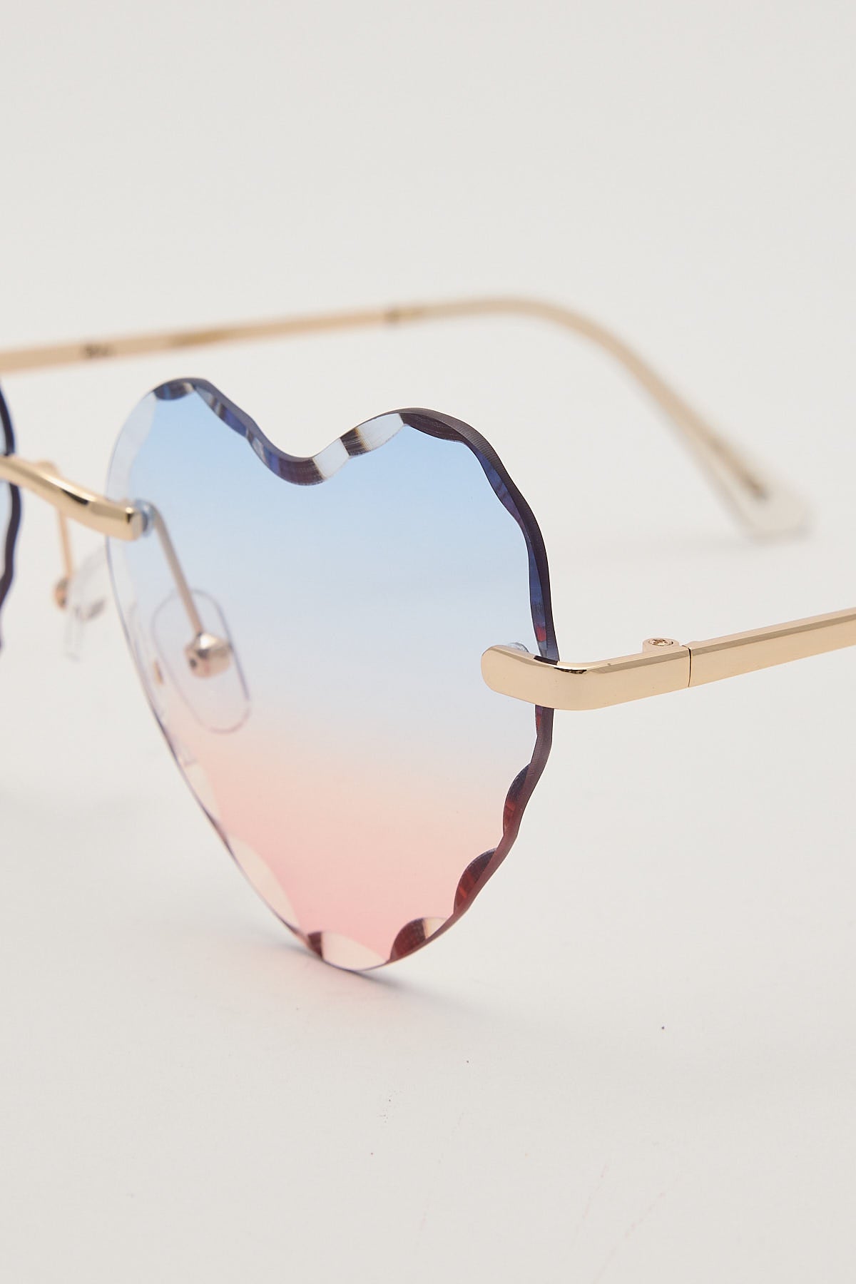 Women's Sunglasses & Glasses – Universal Store