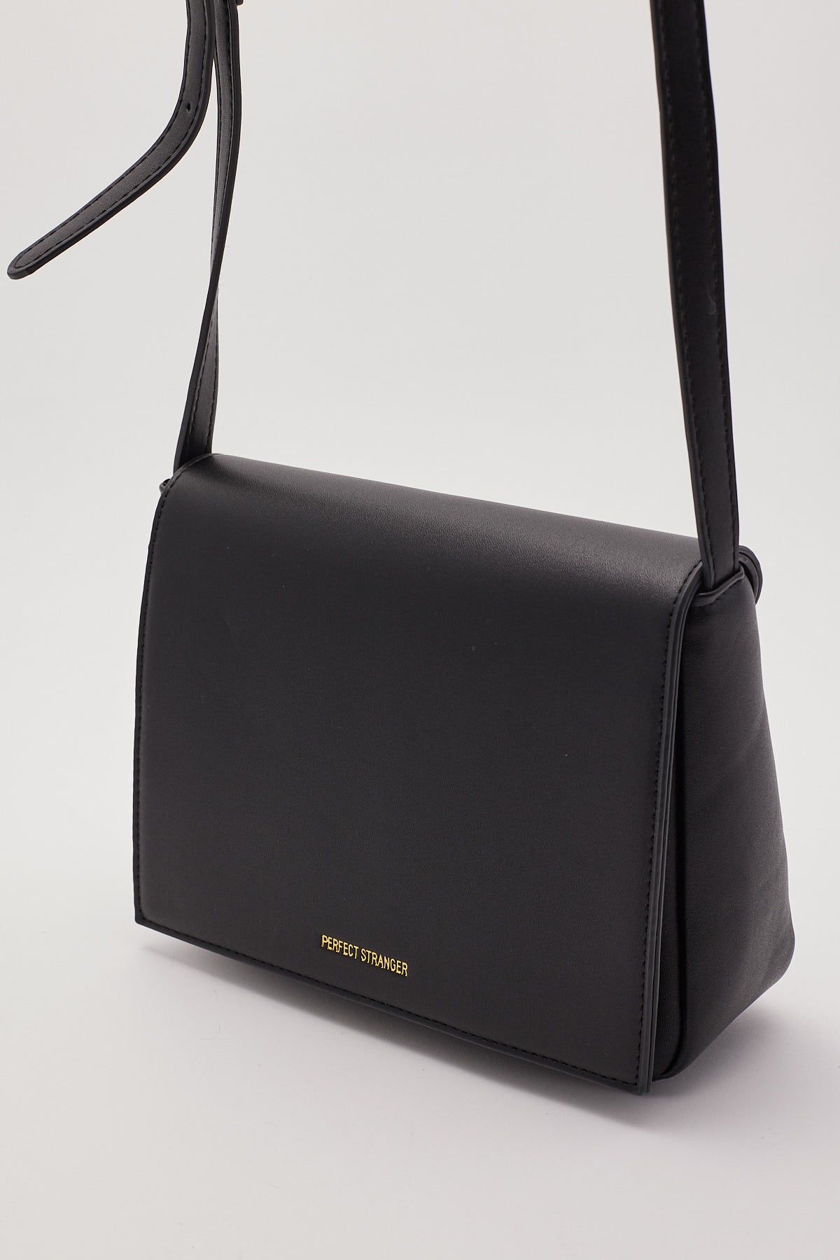 Women's Shoulder Bags – Universal Store