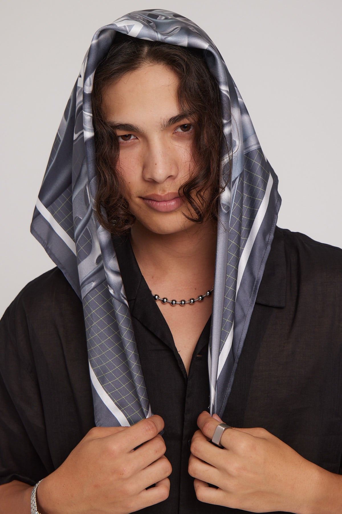 Women's Scarves – Universal Store