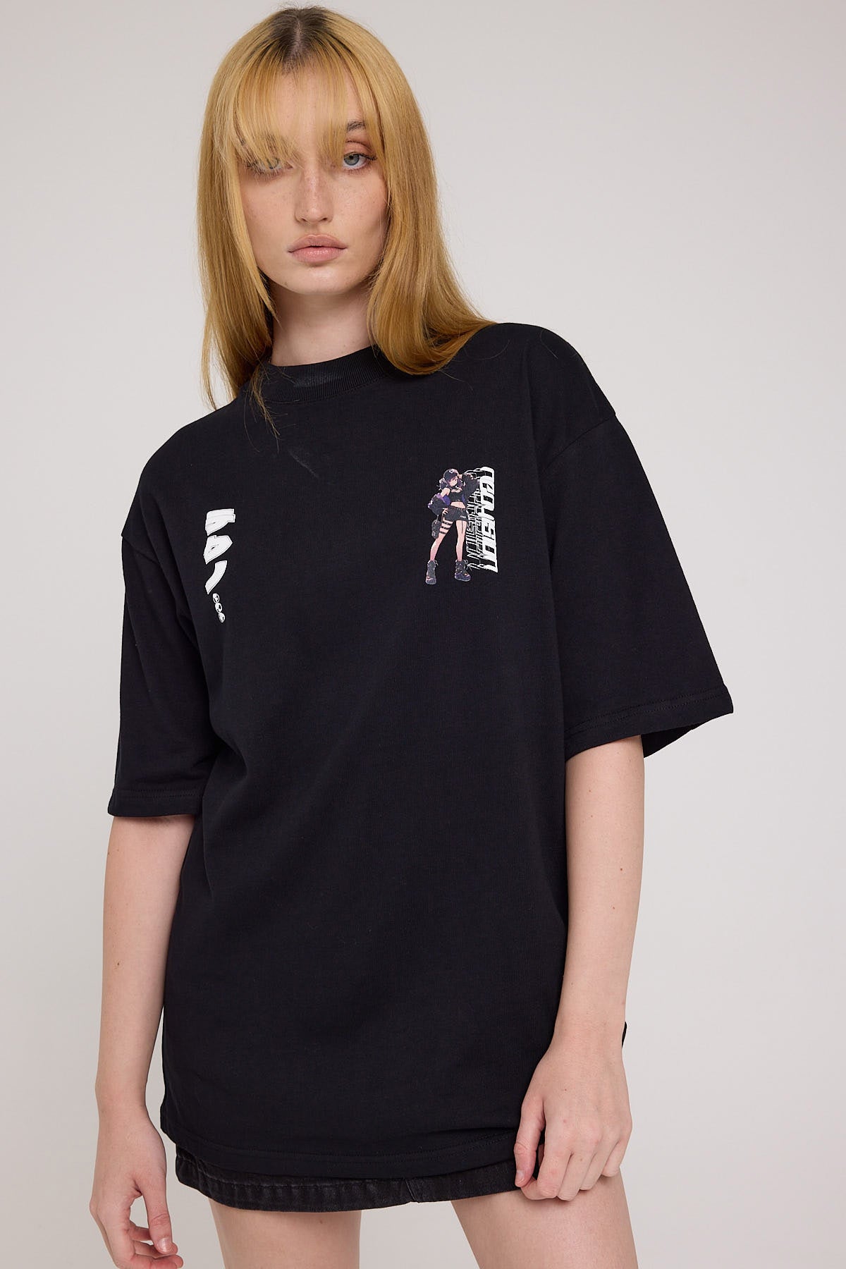 Men's Graphic Tees | Oversized & Boxy-Fit T-Shirts – Universal Store