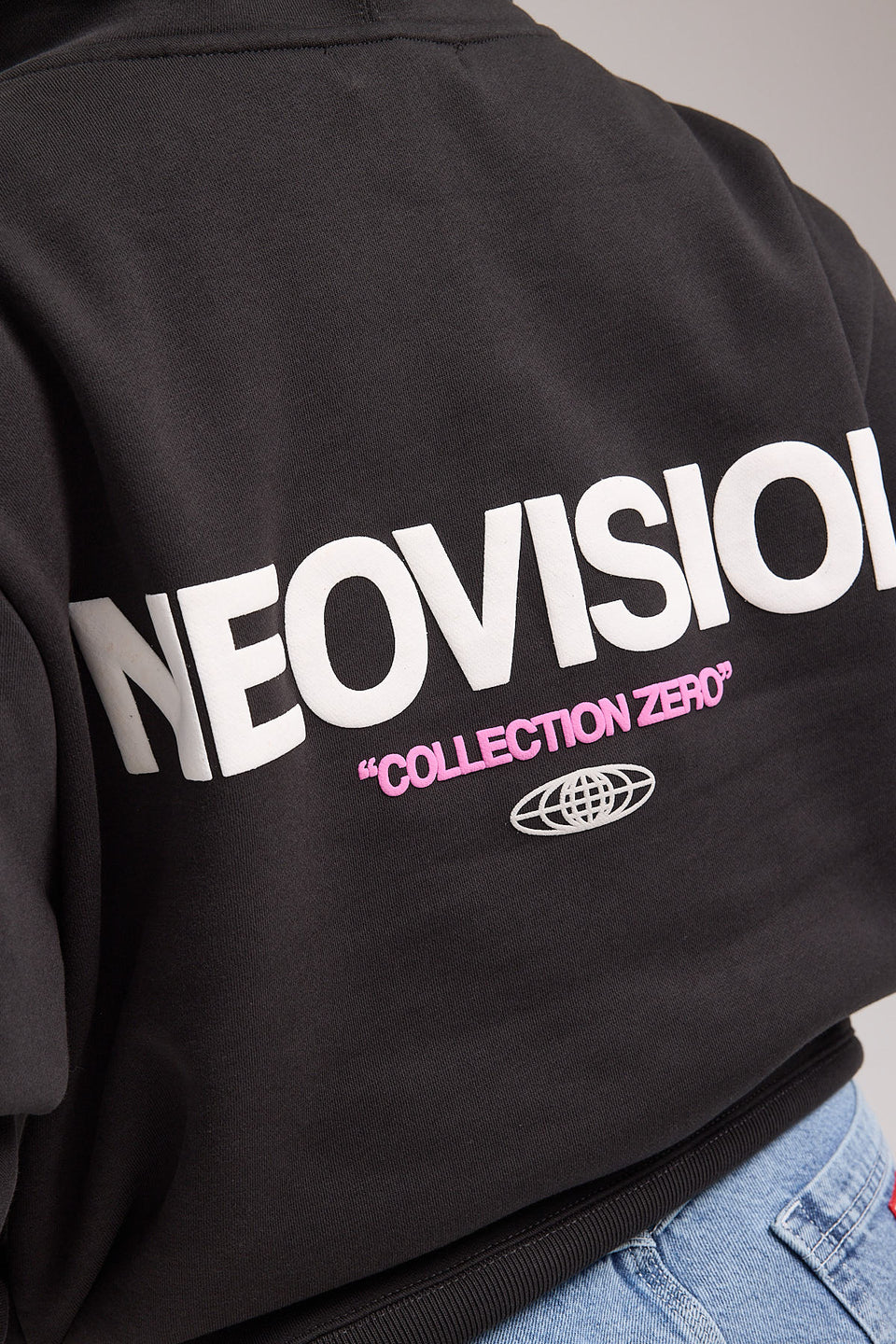 Neovision Exhibit Relaxed Hoodie Black – Universal Store