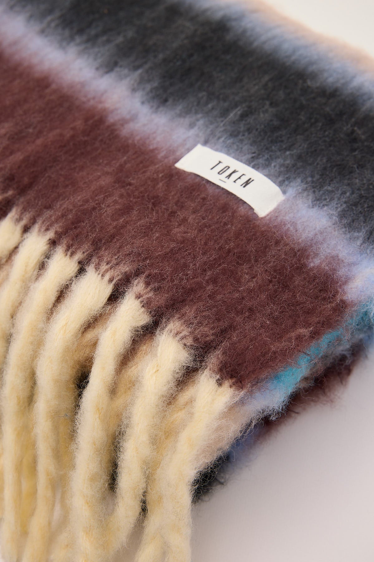 Women's Scarves – Universal Store