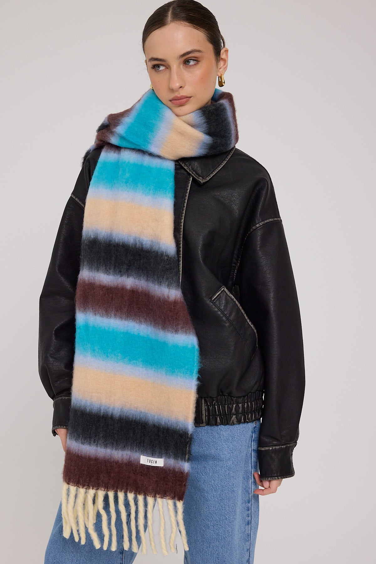 Women's Scarves – Universal Store