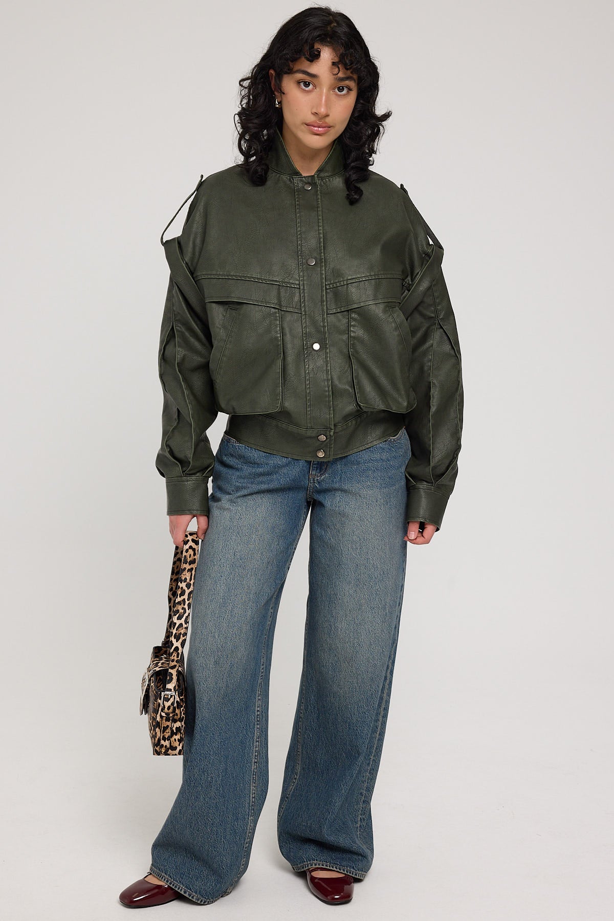 Lioness Fashion | Women's Clothing – Universal Store