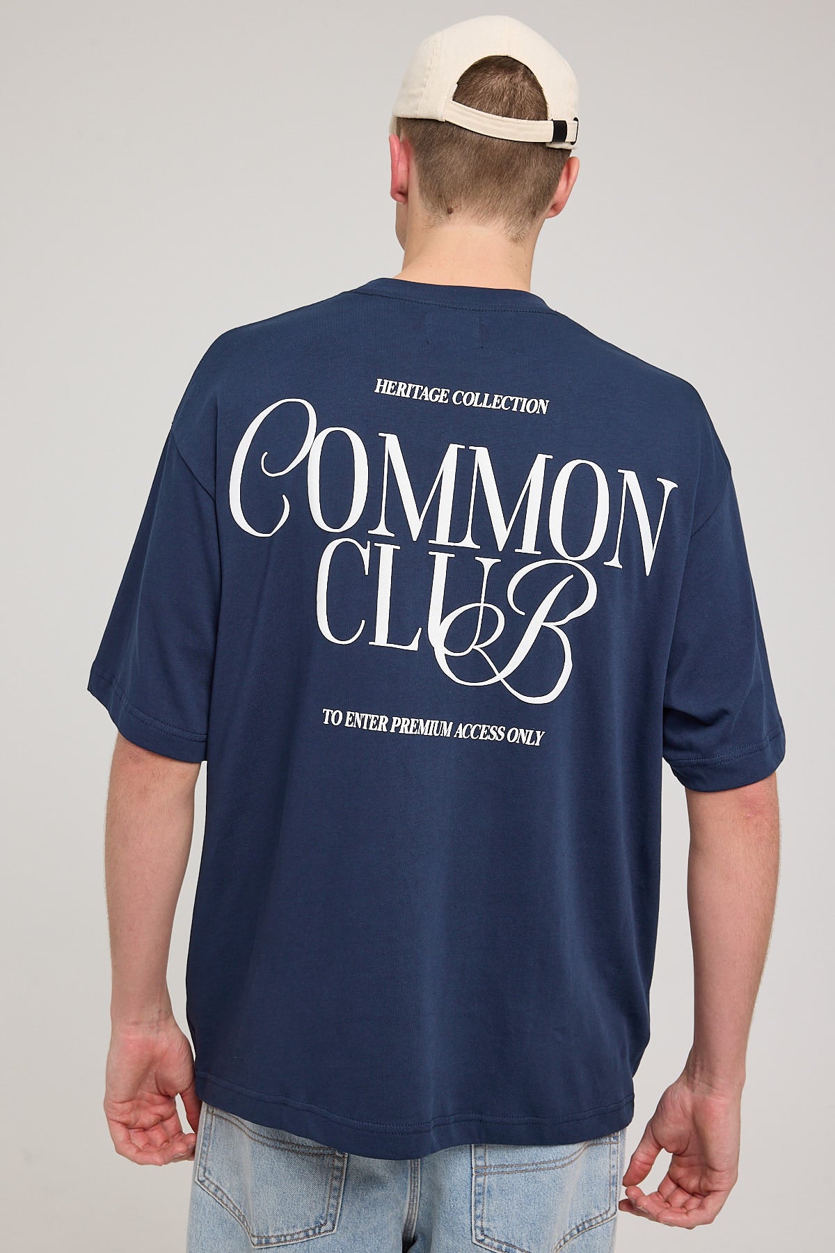 Men's T-Shirts | Graphic, Basic & Oversized Tees – Universal Store