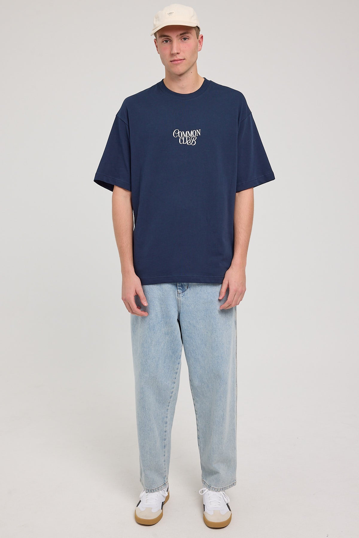 Men's T-Shirts | Graphic, Basic & Oversized Tees – Universal Store