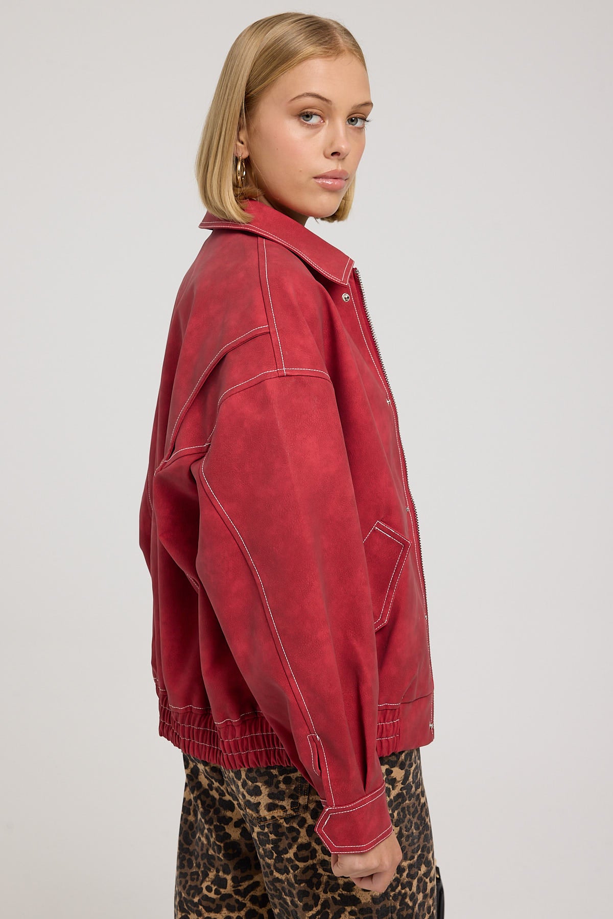 Jackets – Universal Store