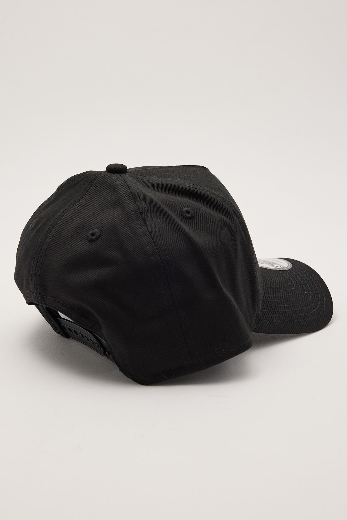 Hats Universal Store hats-universal-store