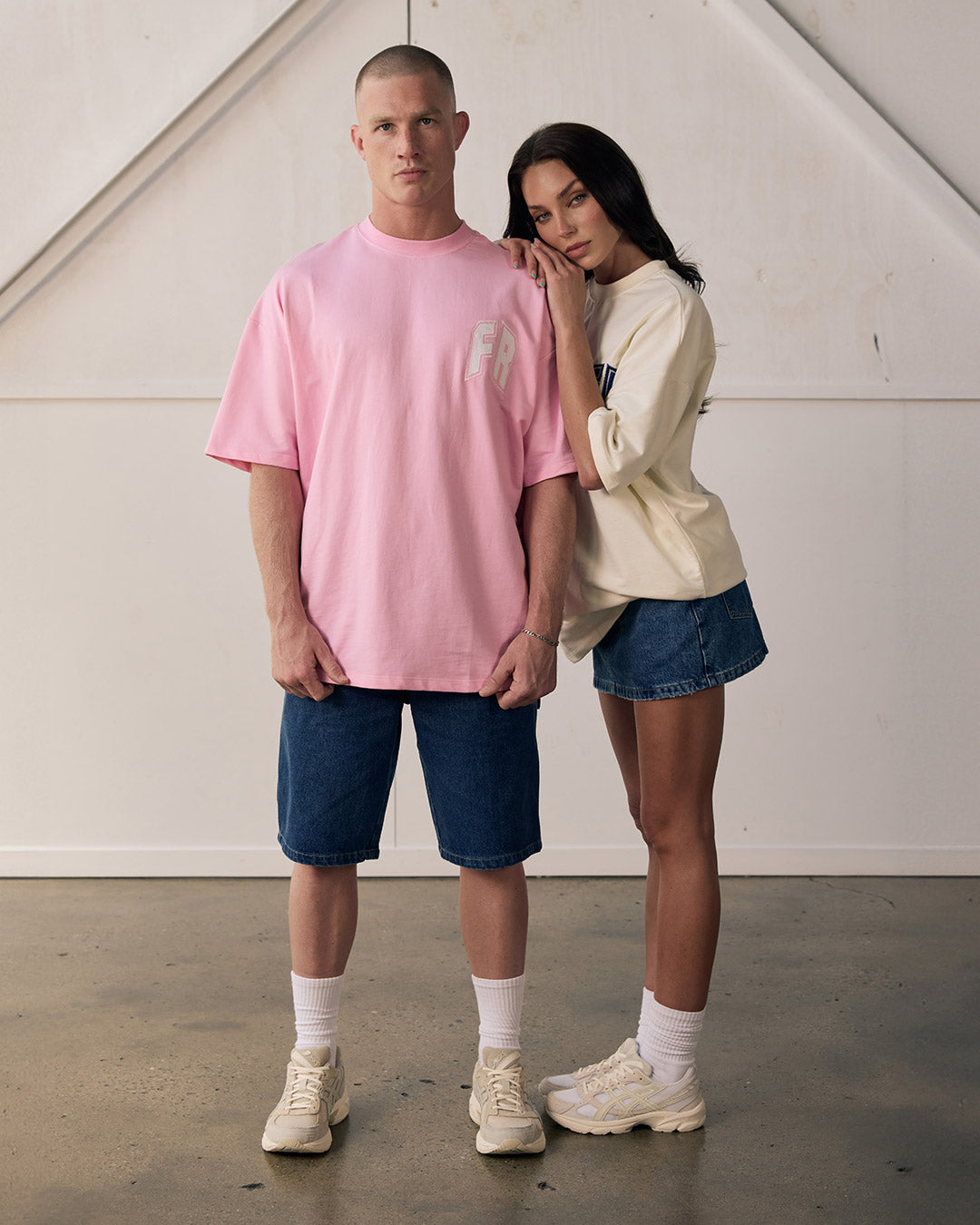 Neovision Clothing & Accessories – Universal Store